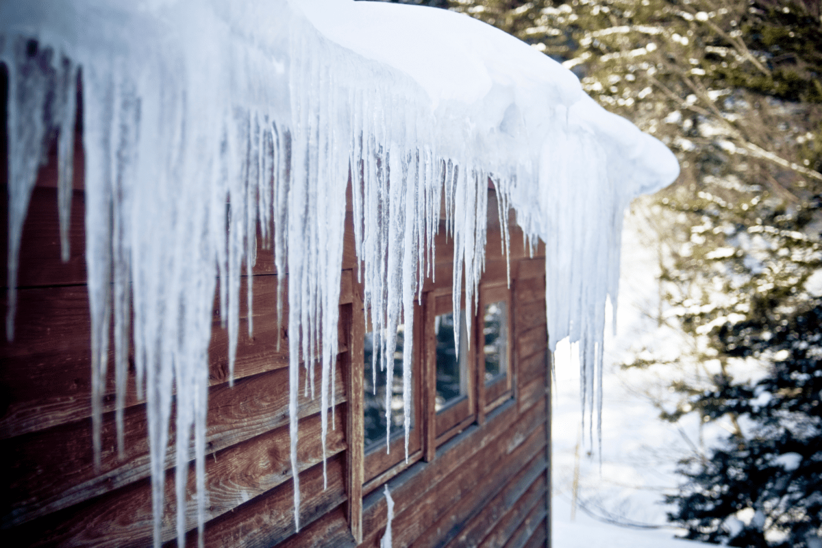 Ice Dams: What They Are and How to Prevent Them I Smith